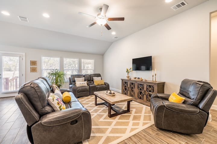 New Home In Lago Vista Tx - Lago Vista, TX