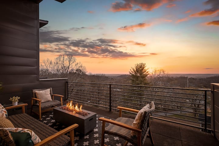 Coachella -An Atomic Ridge Home - Chattanooga, TN