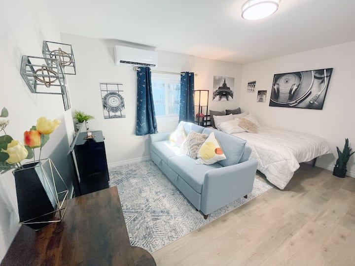 Spacious Studio Close To Dtla Free Street Parking - Vernon, CA