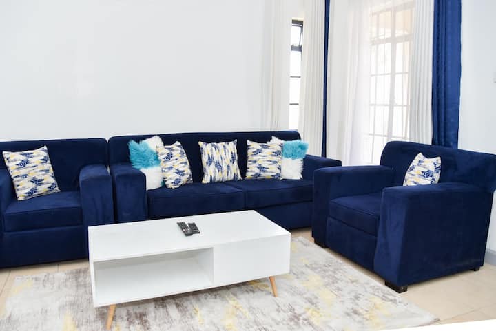 A Relaxing And Cozy Kingbed Suite W/free Parking - Nairobi