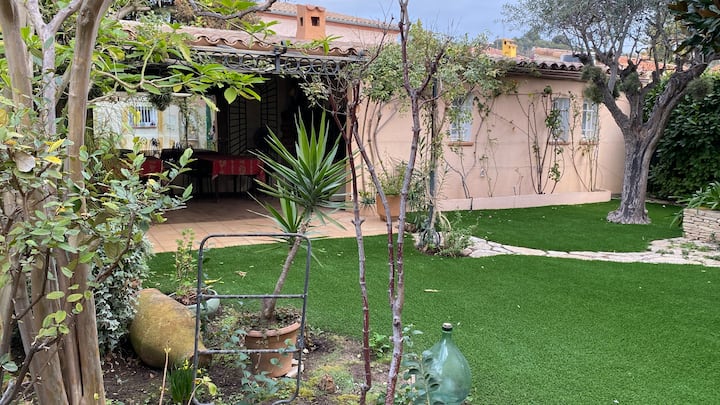 Chambre Et Cuisine Extérieure - Cagnes-sur-Mer