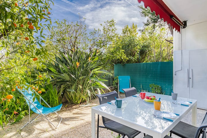 Charmant Appartement Avec Terrasse Au Calme - Valbonne