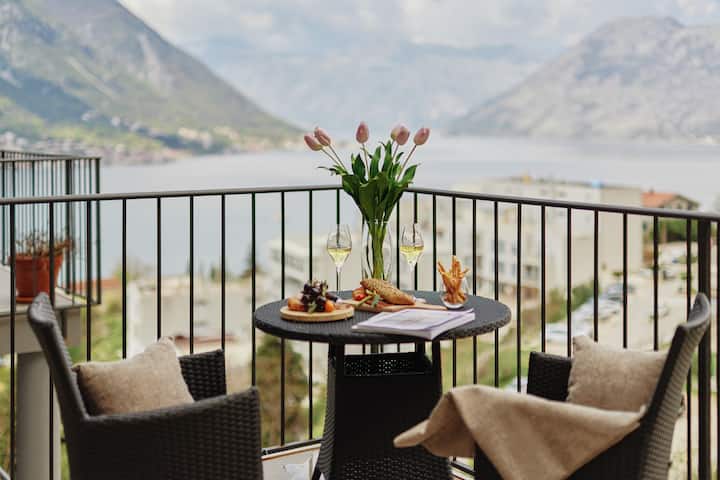 Apartment Boka With Sea View - Kotor