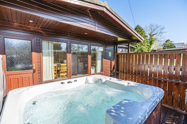 Birch Lodge 12 With Hot Tub - Newton Stewart