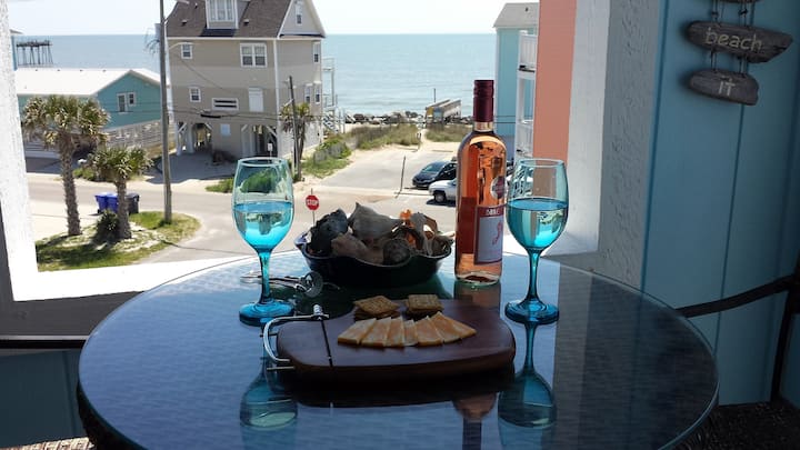 Pelican's Perch @ Carolina Beach - Carolina Beach