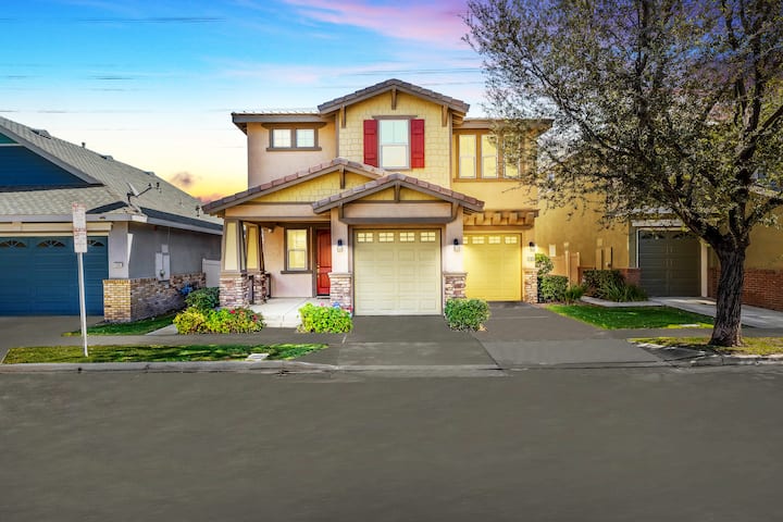 Blue Zone Home With Ev Charger - San Bernardino, CA