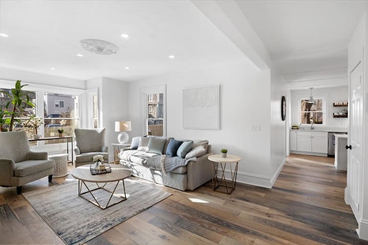 New; Walk To Town; Restaurants, Sites, Waterfront! - Massachusetts