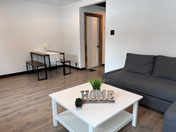 Sweet Home In Downtown Collingwood - Collingwood