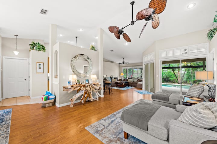 Beautiful Vacation Home- Heated Pool - North Port, FL