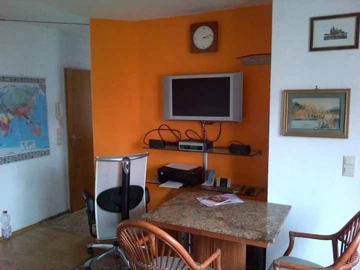 Stuttgart-weilimdorf 1-zimmerwohnung - Stuttgart