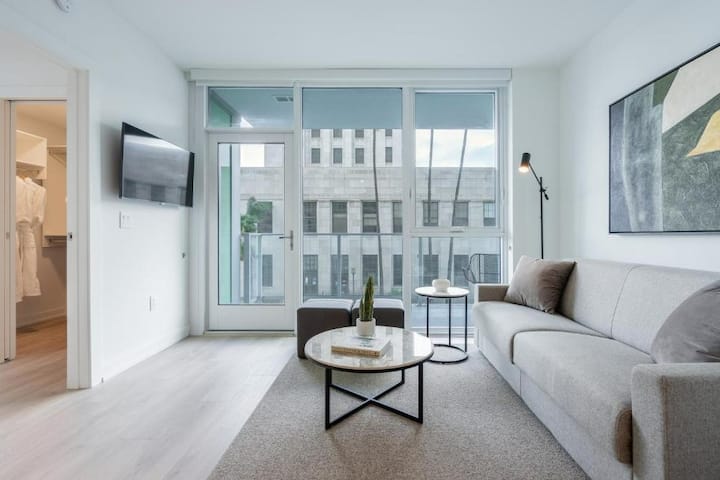 Level Long Beach - Lovely One Bedroom Suite - Long Beach, CA