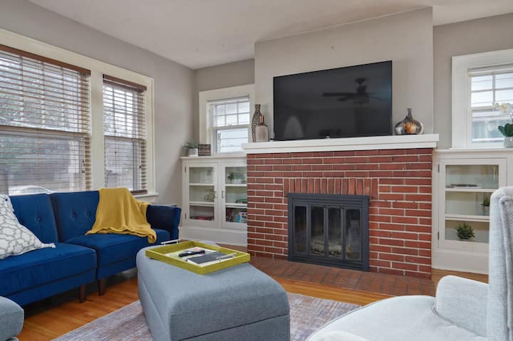 2 Living Areas & Kids' Bunkroom - Springfield, MO
