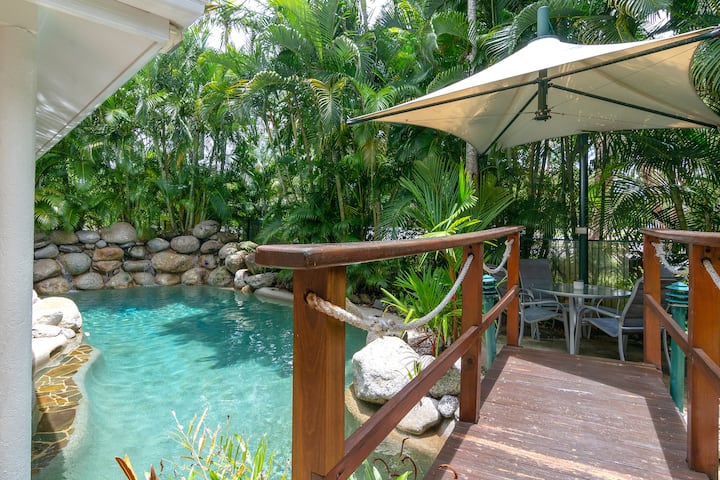 Seascape Holidays At Coral Apartments Poolside Apt - Port Douglas