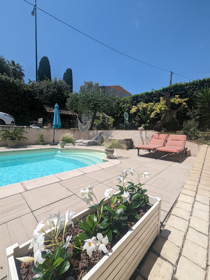 Villa Provençale Avec Piscine - Idéale Famille - Cagnes-sur-Mer