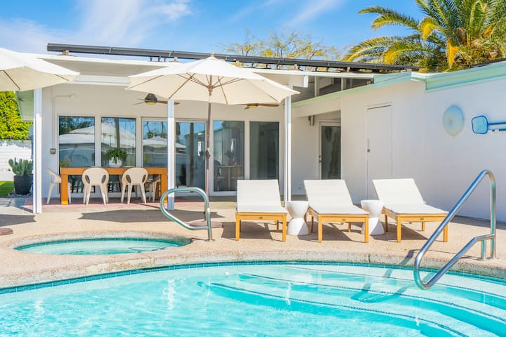 The North Starr ~ A Modern Luxury Escape - Palm Springs