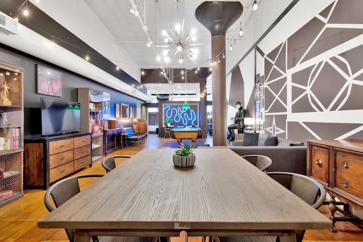 Huge Entertainers Loft In Dtla! - Los Angeles, CA