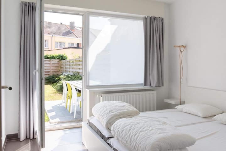 Gelijkvloers Appartement + Tuin. - Blankenberge