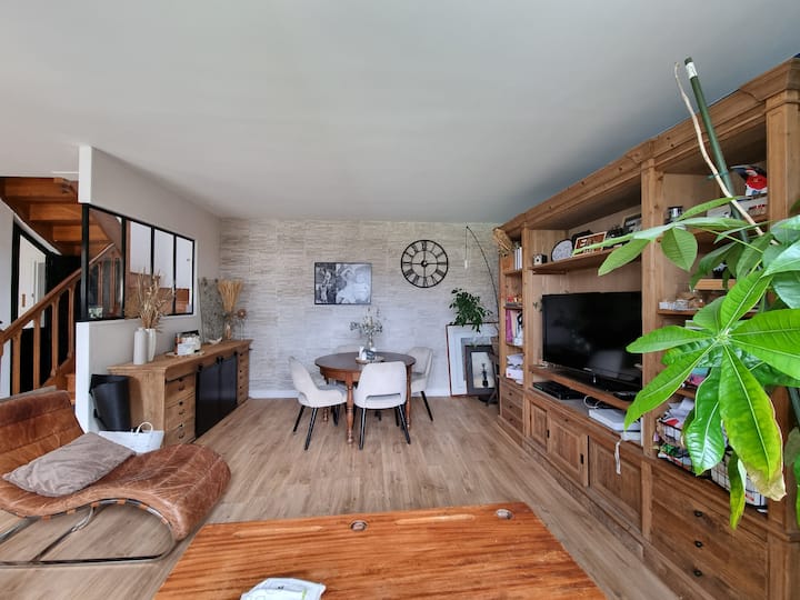 Charmante Maison En Pierres - Auray