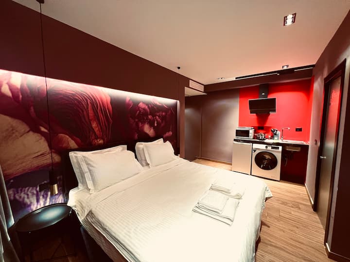 Deluxe Room 26 Blloku Area - Tirana