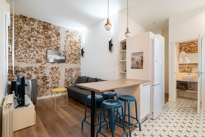 Cozy Apartment In Atocha - Madrid