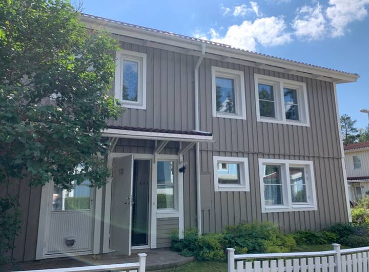 Familjevänligt Stort Hus! - Borlänge