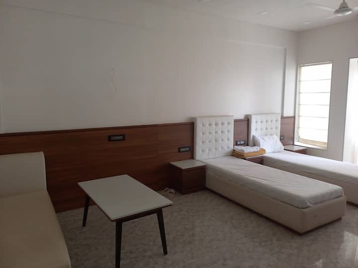 Nandniwas:  Luxerious Stay - Igatpuri