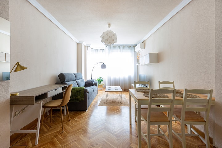 Vivodomo | Super Spacious, 2 Min. To Underground - Nuevos Ministerios station - Madrid