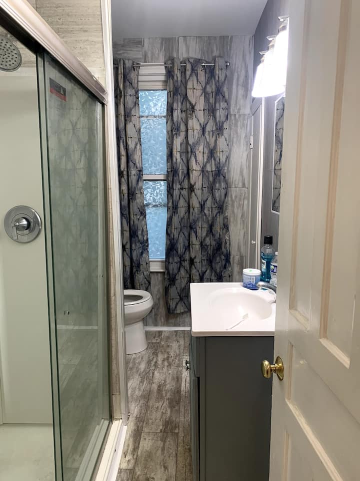 Full Unit In The Heart Of Bridgeport - Bridgeport