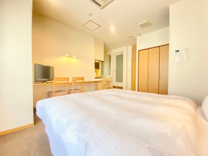 A4612/2 Mins Nippombashi Sta/6 Min Dotonbori/402 - Osaka