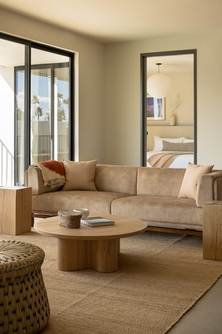 Zen Downtown 2 Bedroom Hideaway With Hotel Perks - Palm Springs, CA