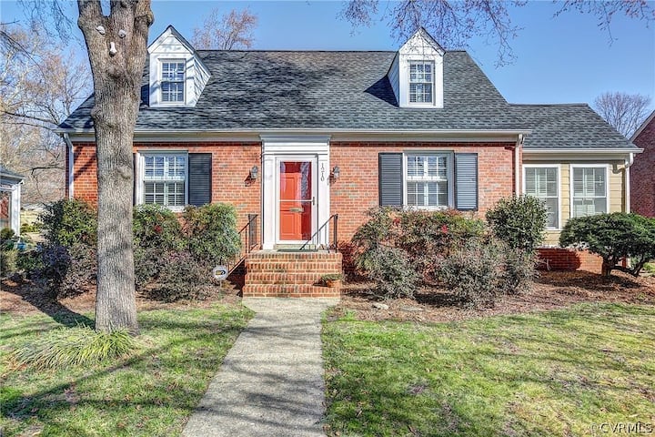 Family Friendly Cape Cod Style Home - Richmond, VA