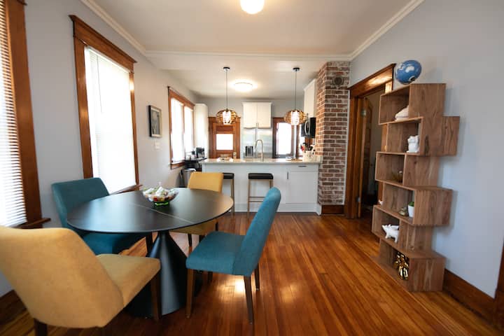 Little Bohemia Boutique Home - Council Bluffs, IA