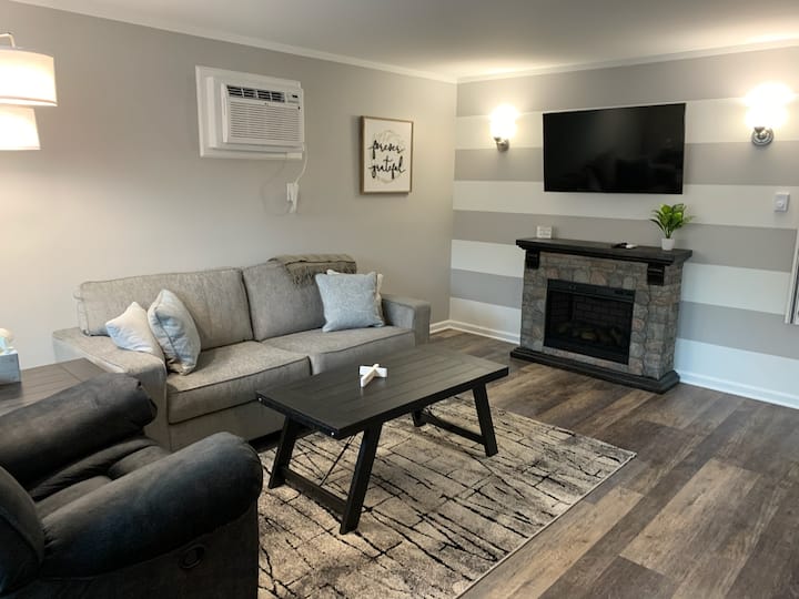 Adventure Acres- Suite A5 - Holly Recreation Area, Holly