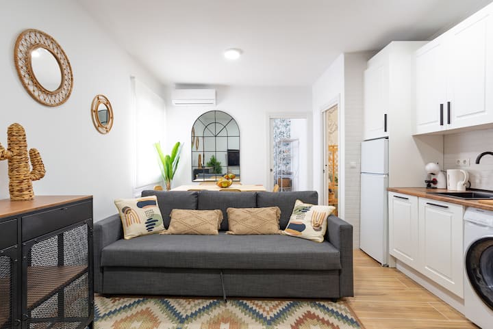 Cozy & Modern Apartment Ayr - Malaga