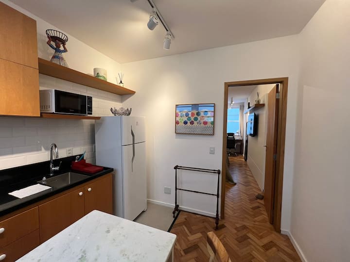 Apartamento Reformado Ao Lado Da Praia De Ipanema - Ipanema