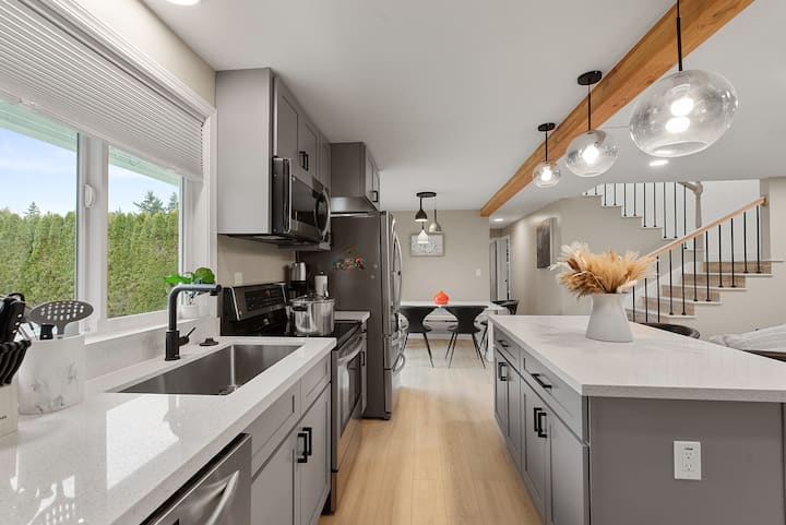 Joyful Kirkland Home With Ac Walking To Beach - カークランド, WA