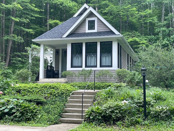 Forest Cottage Near Dubois - DuBois, PA