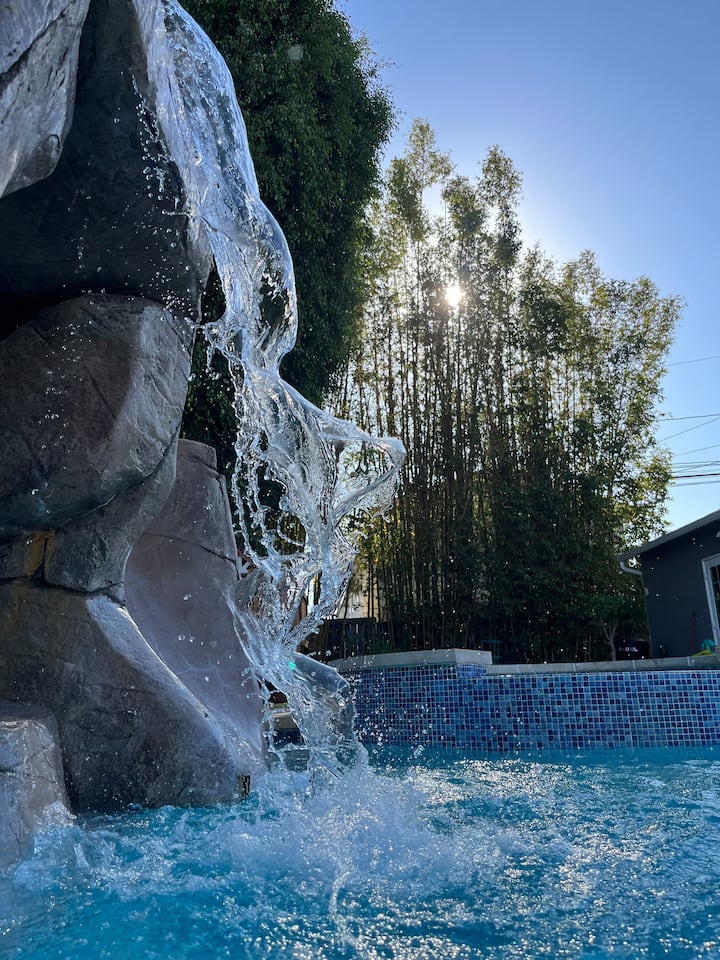 Long Beach Oasis - Long Beach, CA