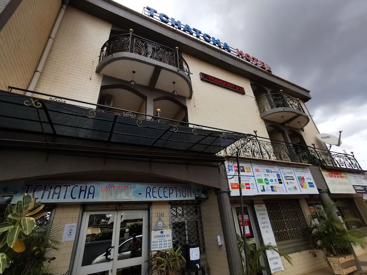 Tchatcha Hotel - Yaounde