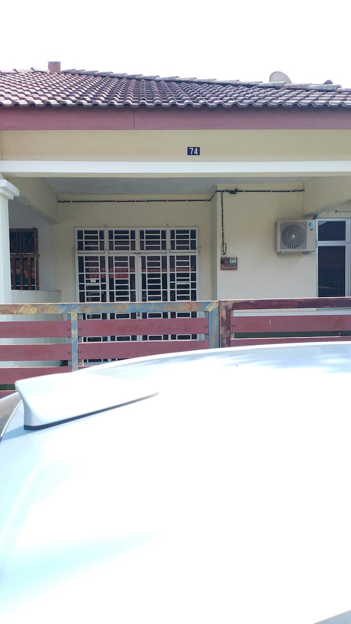 Ainul Homestay Pendang, No74,tmn Sri Alam, Pendang - Pendang