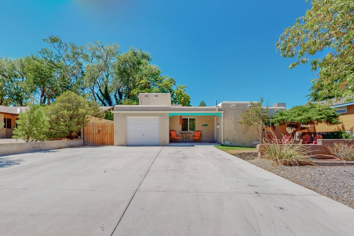 Casaderita Luxury Home Near Unm! - Albuquerque, NM