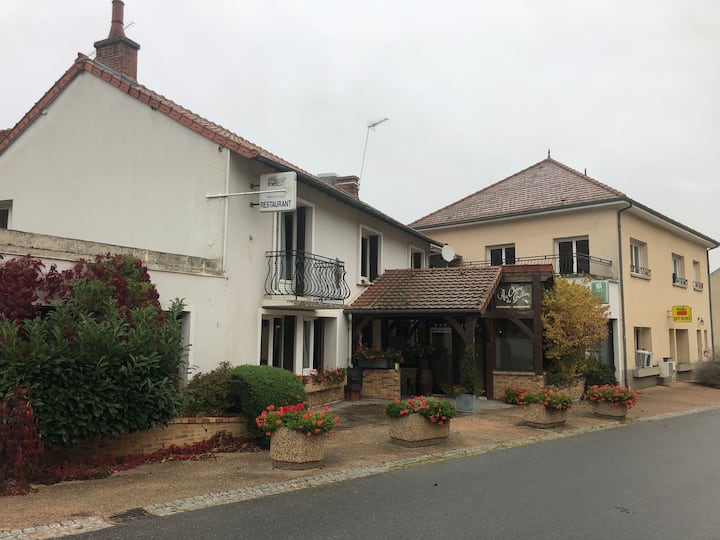 Au Chant Du Grillon -  Gîte + - Montluçon