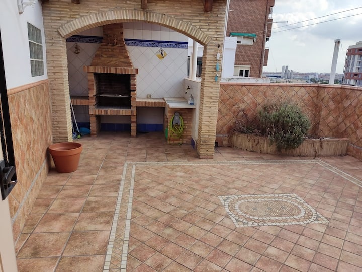 Casa Grande Y Céntrica A 20m. Del Metro - Paterna