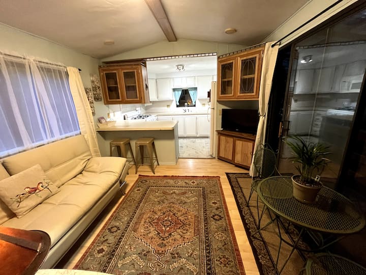 Redwood Vista Cabin - Arcata, CA