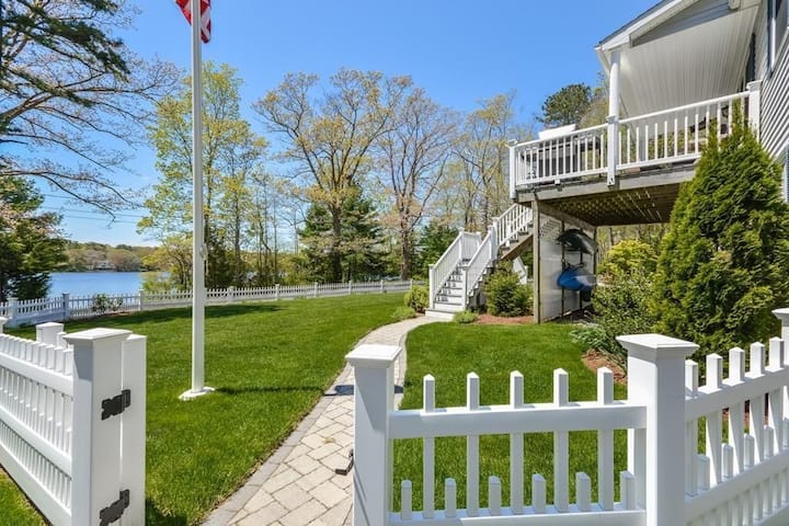 Cape Cod Lake House Vacation Rentals - Massachusetts, United States ...