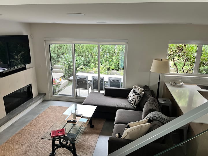 Lolo Coach House - Vancouver