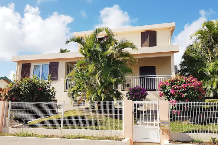 Belle Maison Vue Sur La Mer (Sea View) Trinité - Martinique