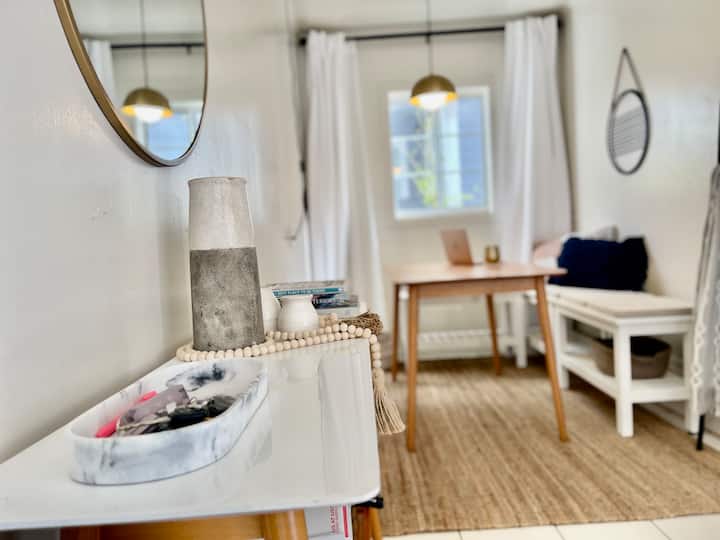 Work-ready 1br Backhouse | Quiet, Safe & Central - Alhambra, CA