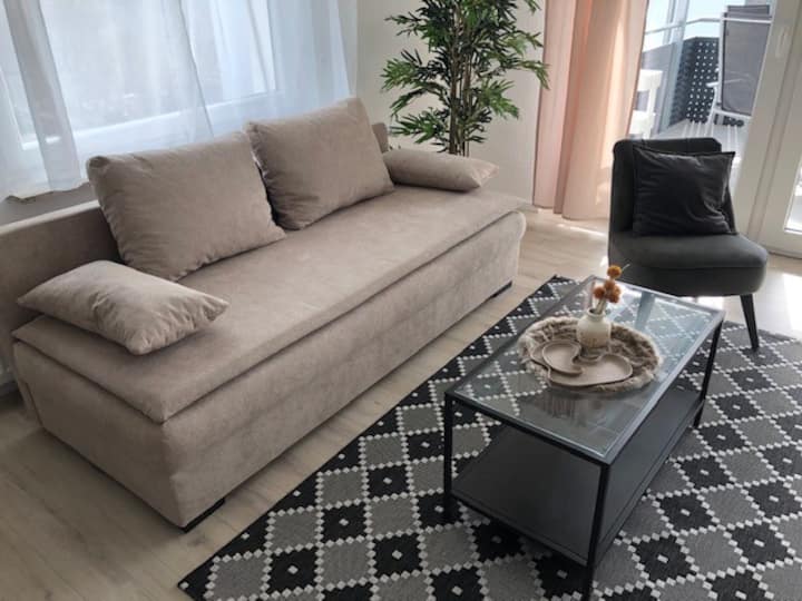 Moderne, Helle 3 Zimmer Wohnung - Stuttgart
