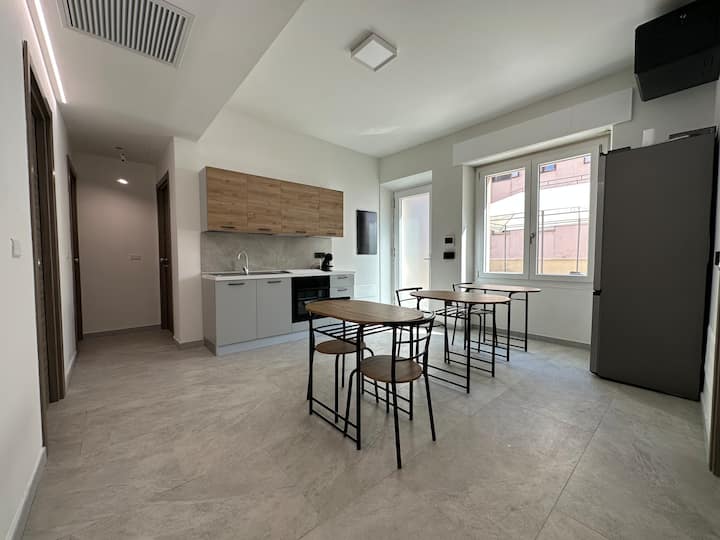 Dolmen Guest House Queen Room - Alghero